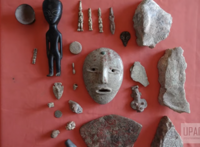 Archaeologist Proves That Aliens Visited Mexico in Ancient Times ...